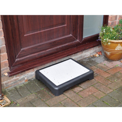 Durable Waterproof Plastic Half Step for Easy Access - 90mm Height ...