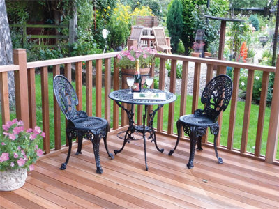eDecks Balau Hardwood 90mm Timber Decking Kit (2.4m x 2.4m) - With ...