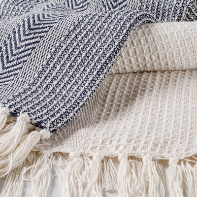 EHC Premium Pack of 2 Cross-Stitch Throws for Sofa/Chair Blanket, 125 ...