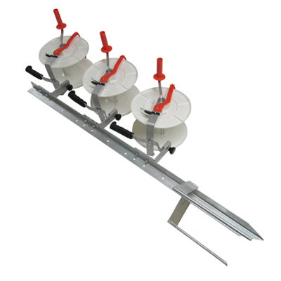 Electric Fence Corner Mounting Post 1.2M & 3x Geared Reels