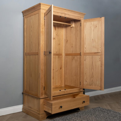 Elm Home and Garden Exquisite Oak Double Wardrobe Oak 2 Doors 1 Drawer