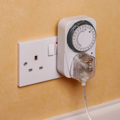 Energy-Saving Plug-In Timer Switch 24-Hour 15-Minute Segment Control ...