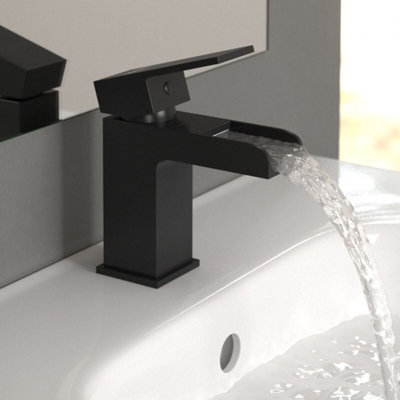 ENKI Plaza Matte Black Square Brass Basin Mixer Tap BT8503