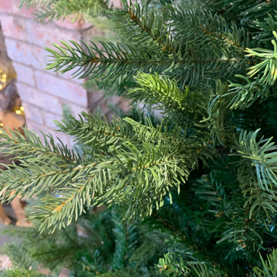 Everlands 150cm (5ft) Green Grandis Fir Real Look Christmas Tree 1038 Tips