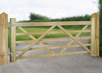 EVIN 5 Bar Wooden Farm Field Gate 3000mm Wide x 1200mm High EV19S