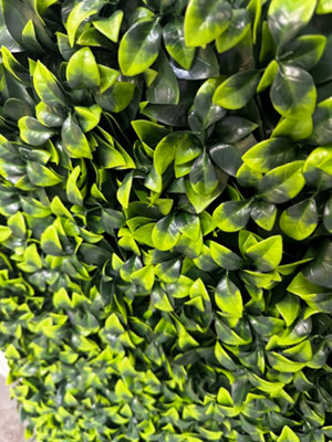 Expandable Faux Laurel Leaf Screening Privacy Fence Artificial Hedge on ...