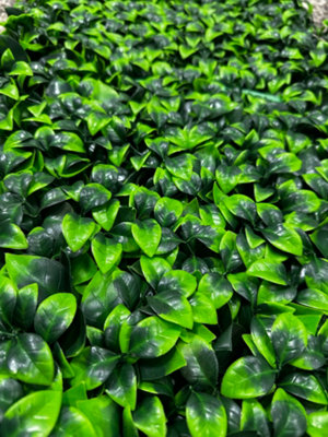 Expanding Artificial Trellis Fake Laurel Leaf Hedge Garden Privacy ...