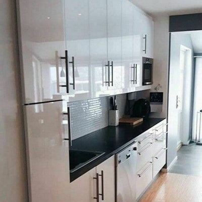 Fablon Sticky Back Self Adhesive Vinyl White Glossy 67.5cm x 2m FAB11388
