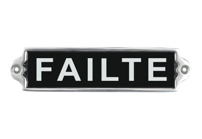 Failte Wall Plaque - Aluminium - L1 x W20 x H6 cm | DIY at B&Q