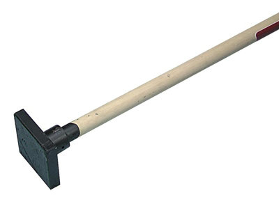 Faithfull 4.5Kg Earth Rammer with Sturdy Wooden Shaft for Compacting