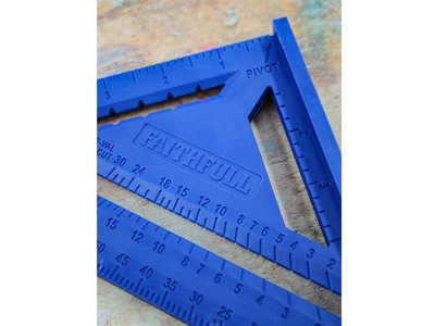 Faithfull 7-Inch Plastic Quick Square for Accurate Carpentry
