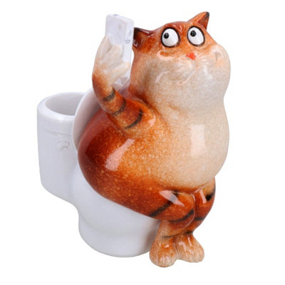 Fat Cat Selfie Picture On Toilet Pen Holder Ornament Statue Garden ...