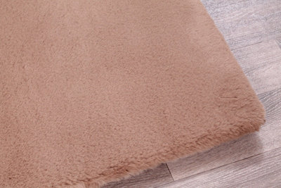 Faux Fur Beige Plain Shaggy Polyester Easy to Clean Rug for Living Room ...