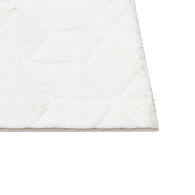 Faux Rabbit Fur Rug 160 x 230 cm White THATTA