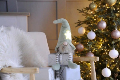 Festive 39cm Battery Operated Light up Dangly Leg Gonk with Green Hat ...
