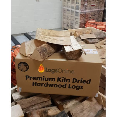 Fire Guru Kiln Dried Oak Firewood Logs Box 40kg | DIY at B&Q