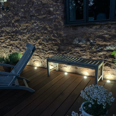 Deck led store
