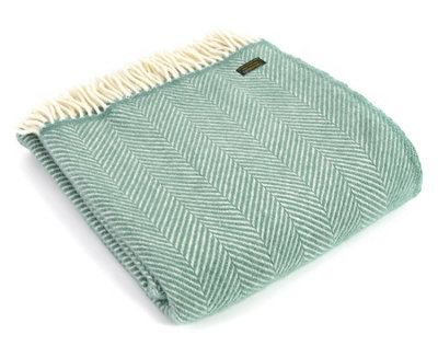 Buy Fishbone Sea Green 100% Wool Throw at B&Q
