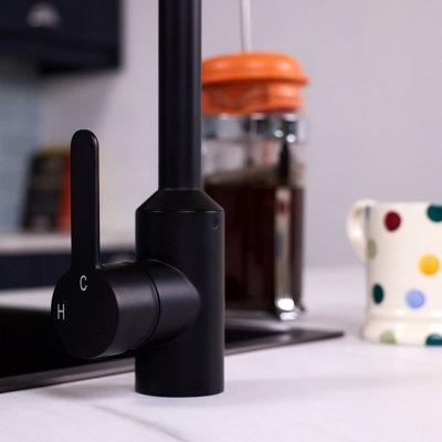 flöde Bryne Kitchen Mixer Tap Matt Black Finish