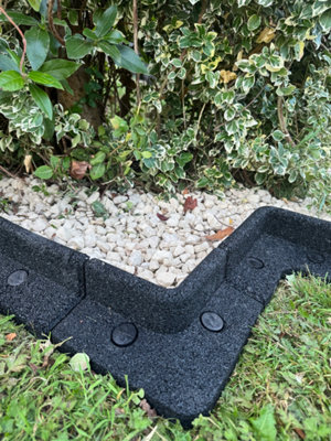 FlexiBorder 2 x 90 Degree Outside Corner Black - Rubber Lawn Edging ...