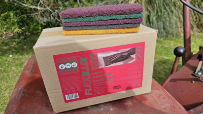 Flexilux Abrasive Pads - Sanding Pad Finishing Assortment - 30 Pack