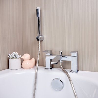 Flode Boras Bath Shower Mixer Tap Includes Handset and Holder Chrome