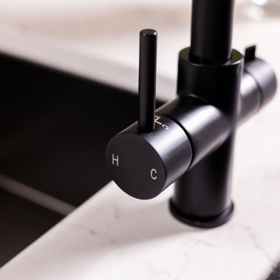 flode Vier 4 in 1 Instant Boiling Hot & Filtered Cold Water Tap Matt ...