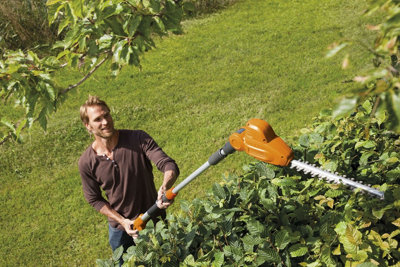 Corded extendable hedge trimmer store