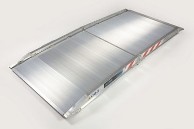 Folding Van Ramp 3m - Portable Aluminium Loading Ramp for Trucks and ...