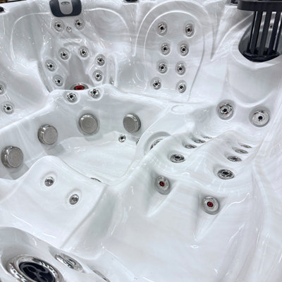 Fonteyn Passion Ecstsatic Wave Hot Tub for 7 People