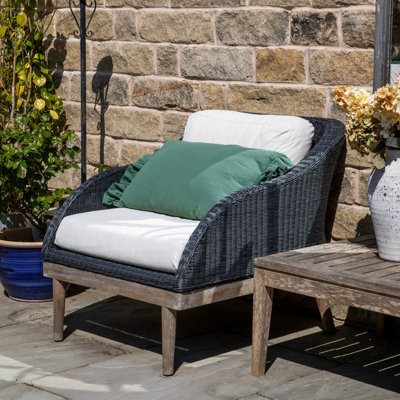 Frilled Edge Rectangular Green Cushion
