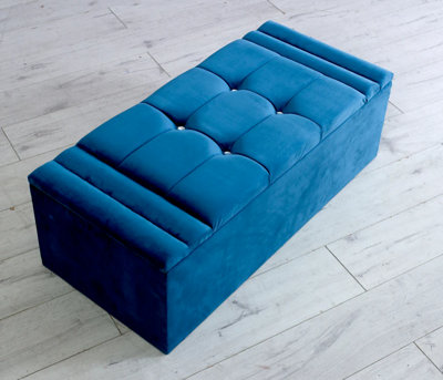 Fuji Cubed Green Plush Ottoman Box