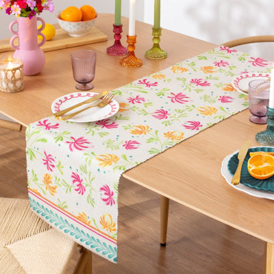 furn. Honeysuckle Indoor/Outdoor Table Runner | DIY at B&Q