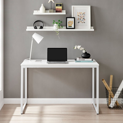 White desk 120cm wide store