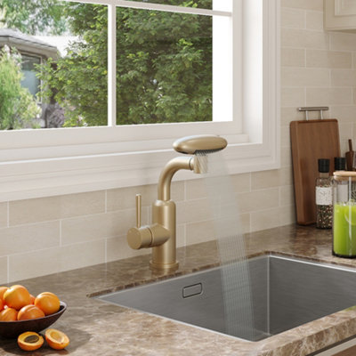 G1/2 Pull-out Sprayer Retractable Kitchen Faucet with 4 Modes in Gold