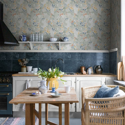Galerie Fagring Floral Green Wallpaper
