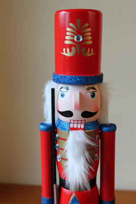 Large christmas nutcracker figures store