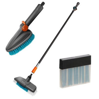 Gardena Cleansystem Brush Hard & 150cm Handle Patio Path Cleaning ...