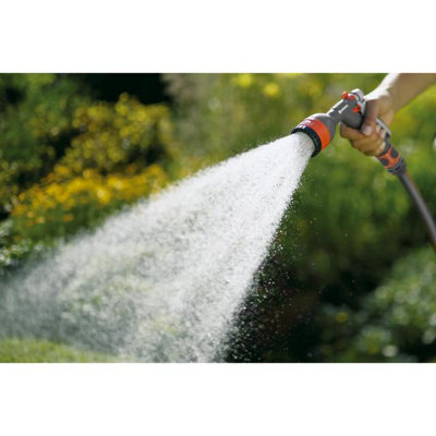 Gardena garden Spray Gun for Hozelock and more Reels Hose Multi-Spray ...