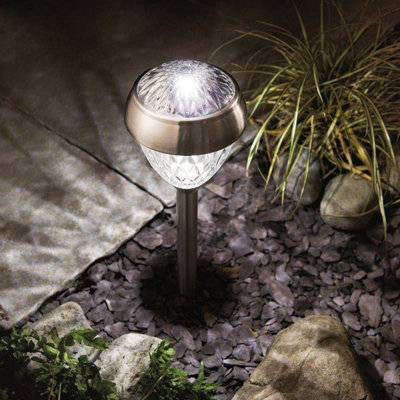 Gardenwize Pack of 4 Solar Powered Crown LED Glass Effect Garden Stake ...