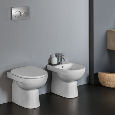Geberit selnova back to wall pack with standard seat | DIY at B&Q
