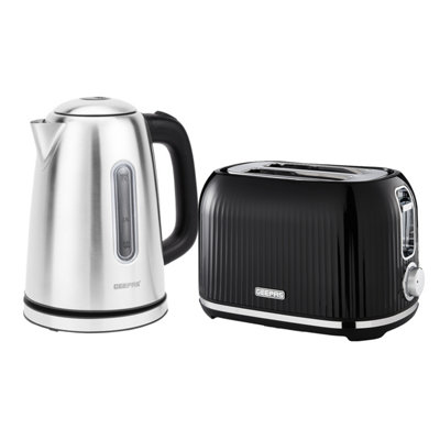 Geepas 1.7L Illuminating Stainless Steel Kettle & 2 Slice Bread Toaster ...