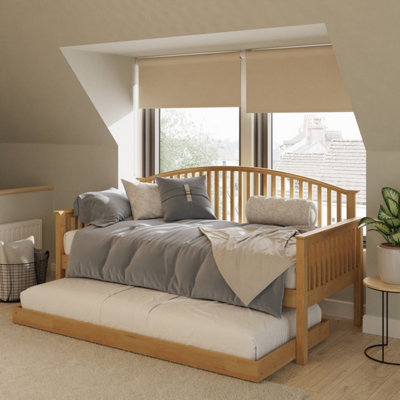 GFW Madrid Wooden Day Bed Trundle Set Oak