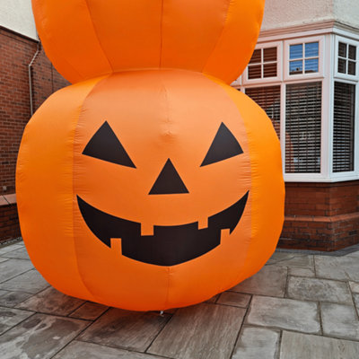 Giant: 20ft (6m) Inflatable Light up Halloween Stacked Pumpkin ...