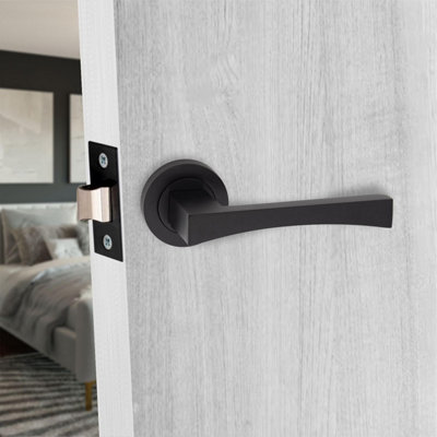 Golden Grace 1 Pair of Wave Design Door Handle On Round Rose Latch Door ...