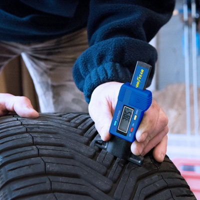 Goodyear Digital Tyre Tread Depth Gauge Measuring Tool