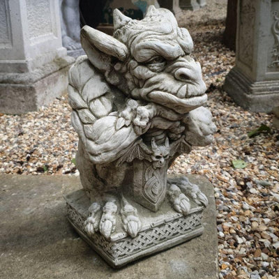 Gothic Stonecast Sword Gargoyles Statues GG13