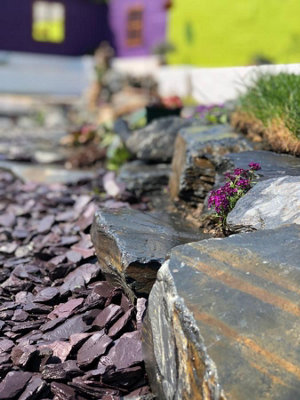 Graphite Grey Slate Rockery Stones 150-450mm - Decorative Garden ...