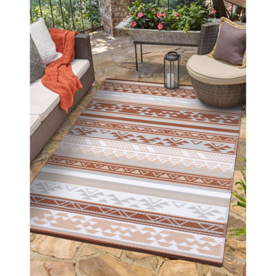 Green Decore Lightweight Reversible Stain Proof Plastic Outdoor Rug ...