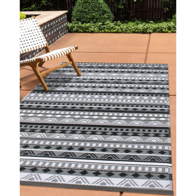 Green Decore Lightweight Reversible Stain Proof Plastic Outdoor Rug ...